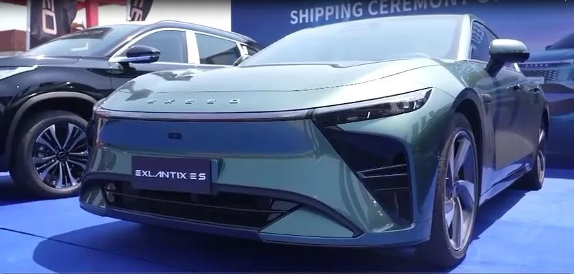 Arrival of the First Luxury Cars from China's EXEED in Algeria ...