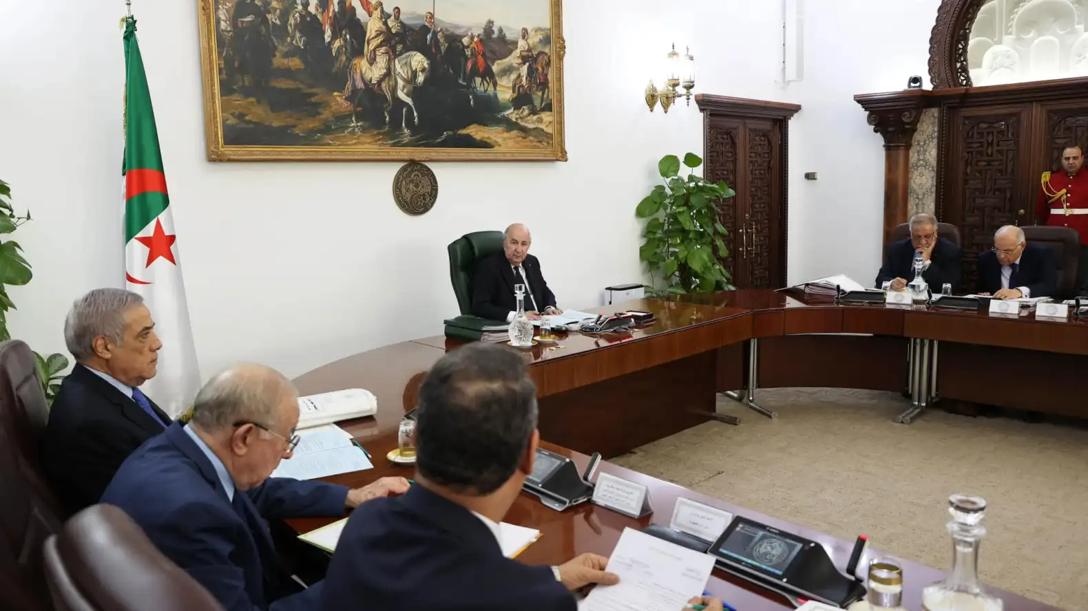 Algerian Council of Ministers Approves Special Status Projects for ...